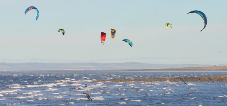 Kitesurfing Right of Way Rules - Kitesurfing Lessons Scotland